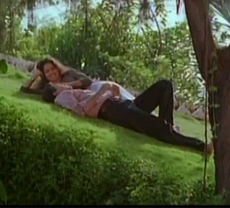 Sevvaanam Chinna Pen Song Lyrics