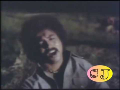 Devalogam Azhaithalum Song Lyrics